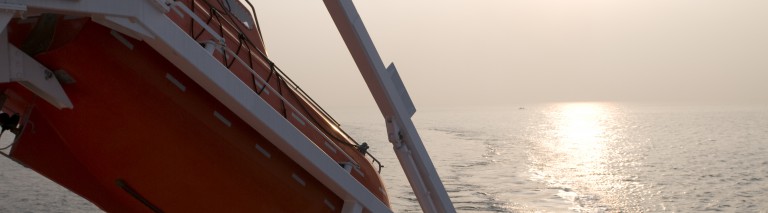 Free-fall lifeboats » Euro Offshore Lifesaving